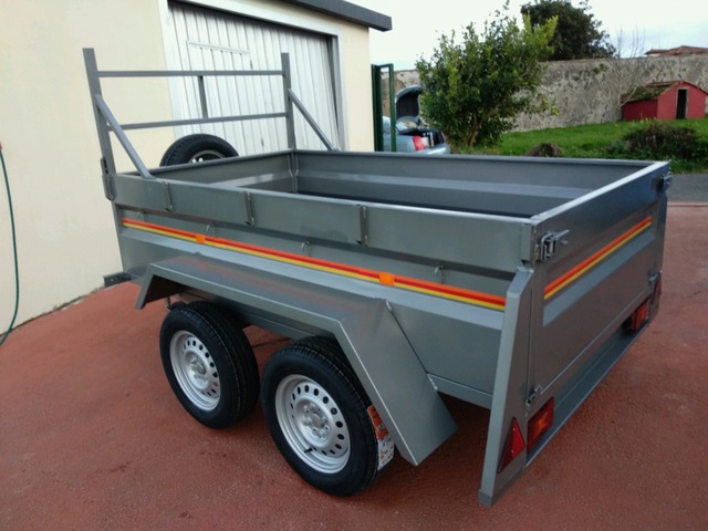 MIL ANUNCIOS.COM - Remolque 2 ejes 2,30x1,30 m freno 750 kg