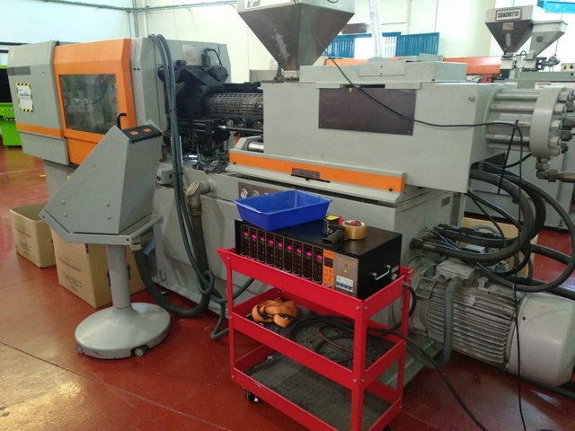 MIL ANUNCIOS.COM - Inyectora de plástico