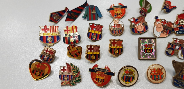 MIL ANUNCIOS.COM - Lote pin del fc barcelona, barÇa, fútbol
